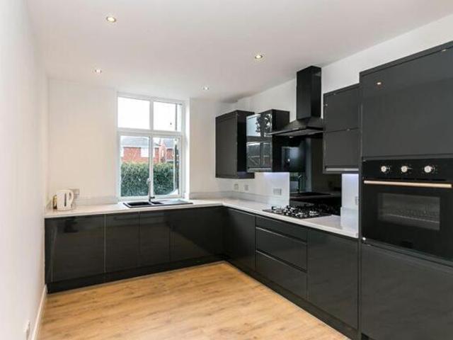 3 Bedroom House Lancs Wigan 102023798