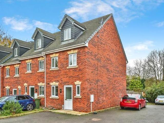3 Bedroom House Langley Mill Derbyshire 98262799