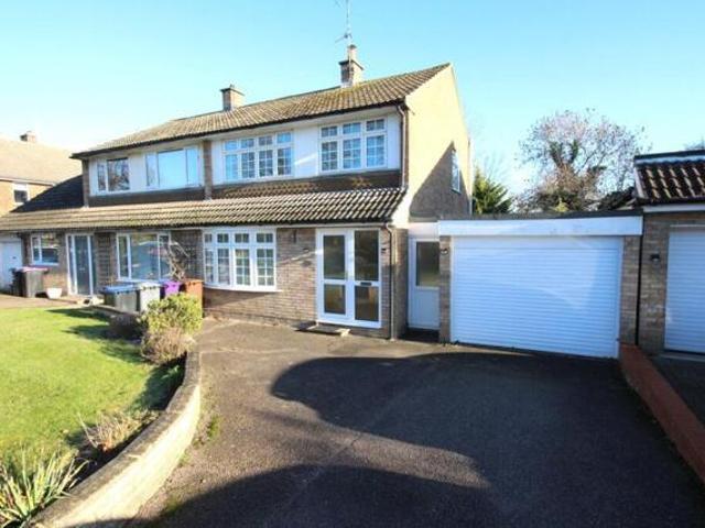 3 Bedroom House Letchworth Hertfordshire 99029577