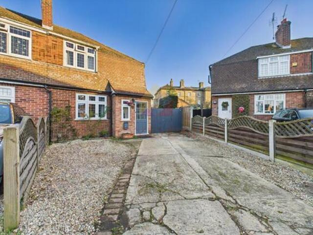 3 Bedroom House Lexden Essex LS98801074
