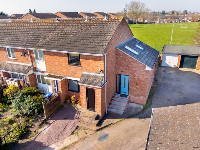 3 Bedroom House Leamington Spa Warwickshire LS100824962
