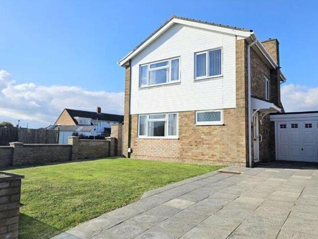 3 Bedroom House Lee On Solent Hampshire LS98377486
