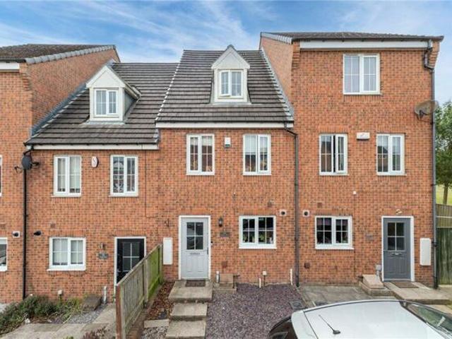 3 Bedroom House Leeds Leeds 98477226