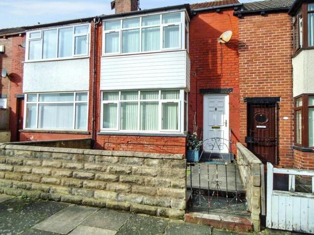 3 Bedroom House Leeds Leeds LS101351752