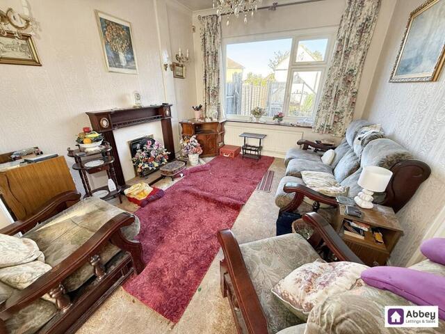 3 Bedroom House Leicester Leicester 98864440