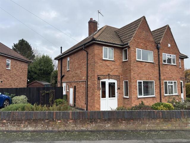 3 Bedroom House Leicester Leicestershire 98968980