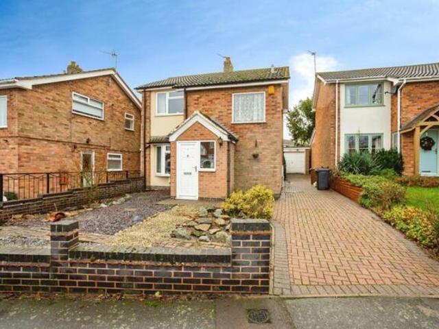 3 Bedroom House Leicestershire Leicestershire 98930213