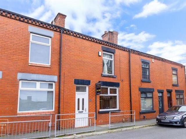 3 Bedroom House Leigh Wigan 99345022