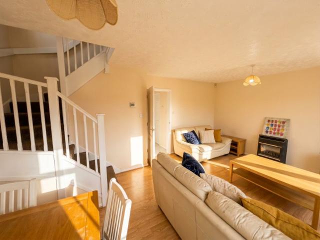 3 Bedroom House Lenton East Midlands LS102143947
