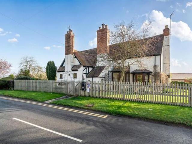 3 Bedroom House Littleworth Littleworth LS101675319