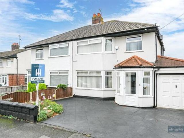 3 Bedroom House Liverpool Knowsley 100649179