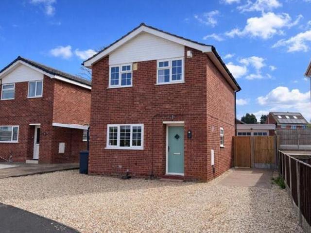 3 Bedroom House Lincoln Lincolnshire 100917638
