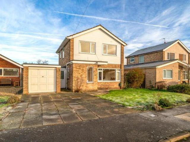 3 Bedroom House Lincoln Lincolnshire 98903193