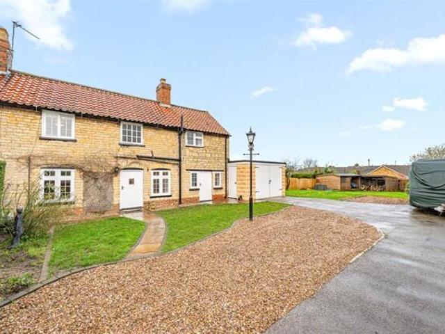 3 Bedroom House Lincoln Lincolnshire LS100733894