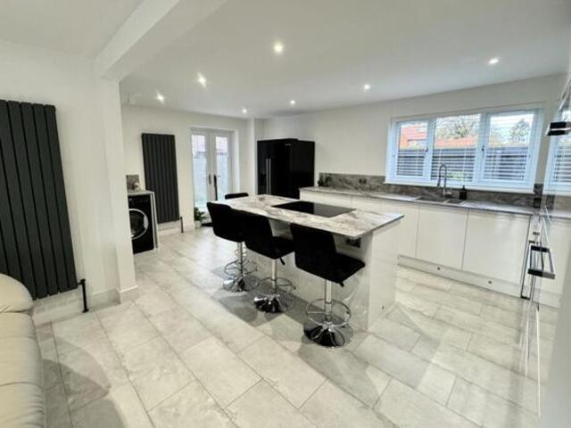 3 Bedroom House Lincolnshire Lincolnshire LS100953617