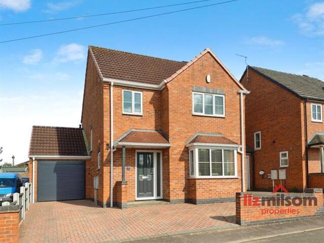 3 Bedroom House Linton Derbyshire 100541175