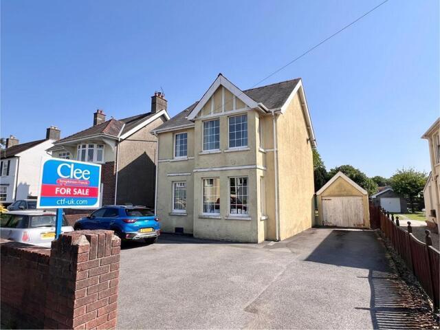 3 Bedroom House Llandovery Carmarthenshire 100578885
