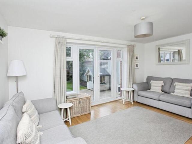 3 Bedroom House Llanharry Llanharry 98612478