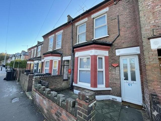 3 Bedroom House Luton Luton 101025868