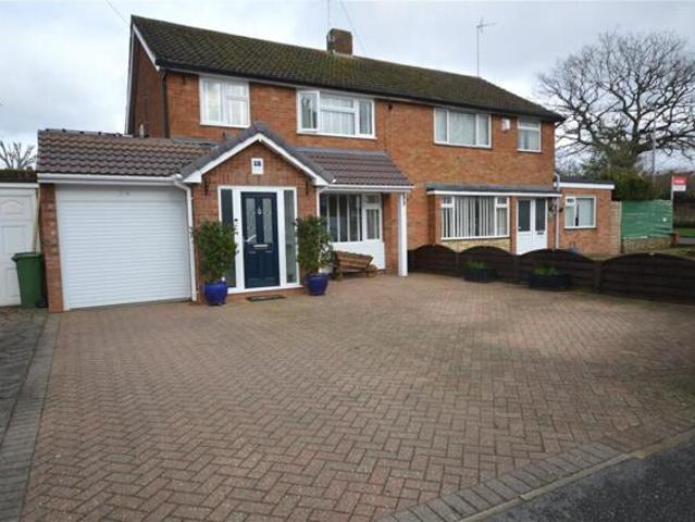 3 Bedroom House Luton Luton 99926284