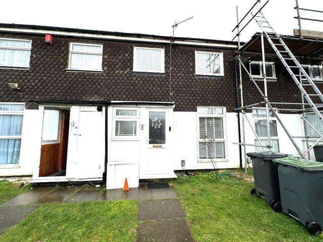 3 Bedroom House Luton Luton 99986424