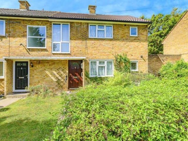 3 Bedroom House Luton Luton LS100058003