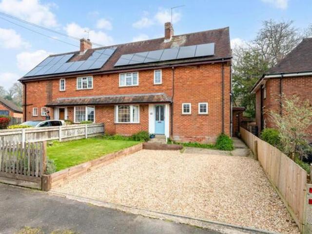 3 Bedroom House Lyndhurst Hampshire LS100733413