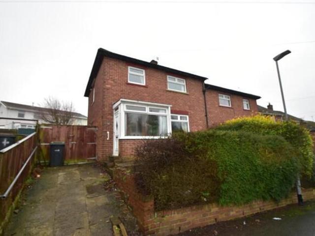 3 Bedroom House Moorside Moorside 99092753
