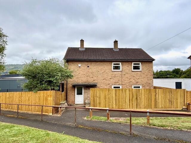 3 Bedroom House Matlock Derbyshire LS99895595