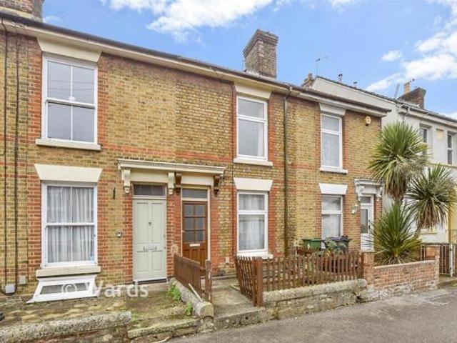 3 Bedroom House Maidstone Kent 99895472
