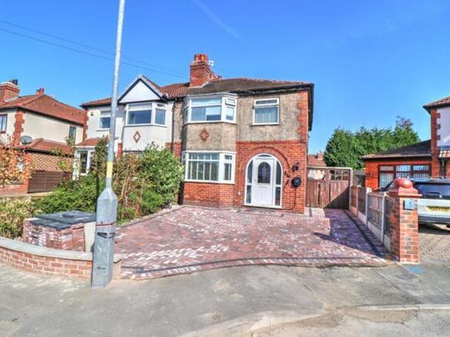 3 Bedroom House Manchester Tameside 101168274