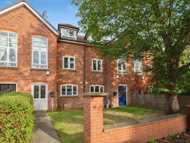 3 Bedroom House Manchester Greater Manchester 101352106