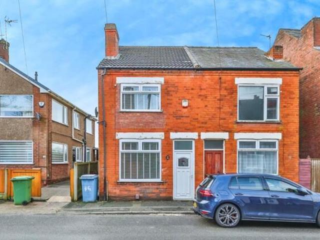 3 Bedroom House Mansfield Nottinghamshire 99571788