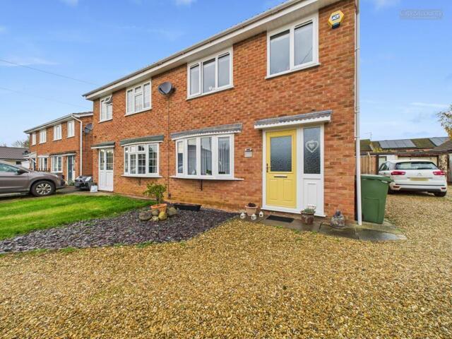 3 Bedroom House Market Deeping Lincolnshire 101277985