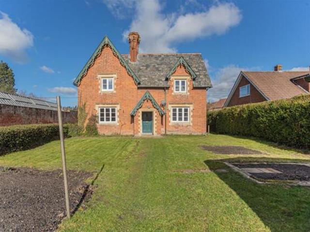 3 Bedroom House Market Lavington Market Lavington 88877158