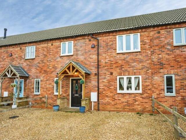 3 Bedroom House Melton Mowbray Leicestershire 101119288