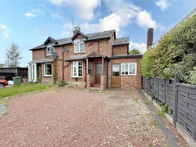 3 Bedroom House Meriden Coventry LS100503160