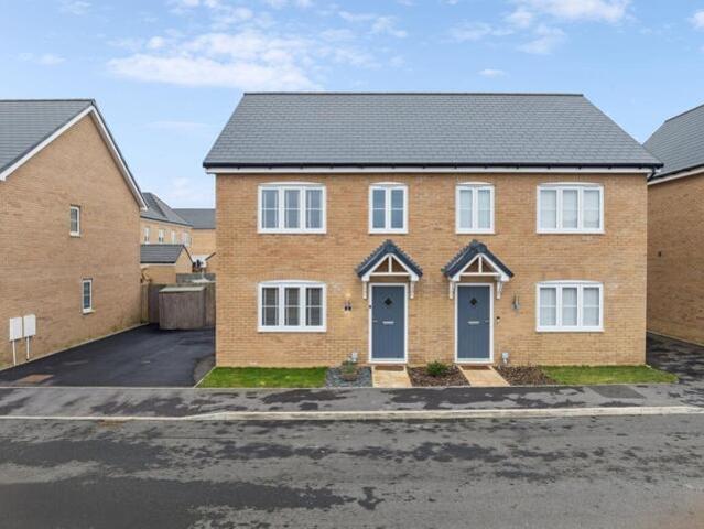 3 Bedroom House Minster Lovell Oxfordshire 101677370