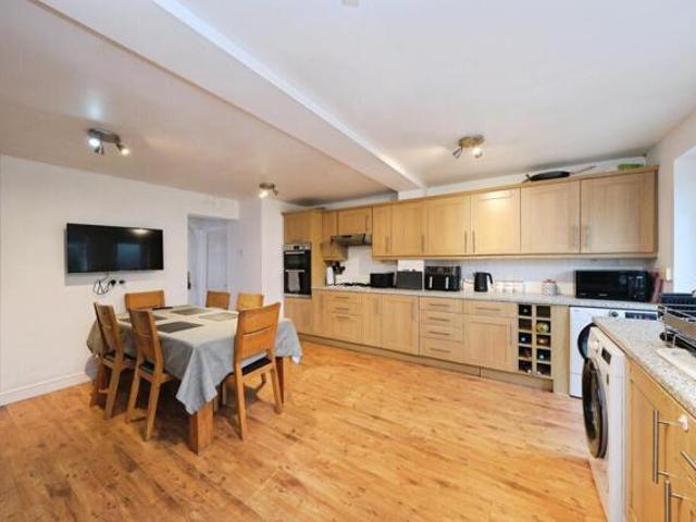 3 Bedroom House Nottingham Nottinghamshire 101316187