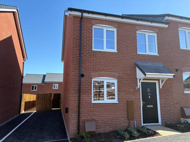 3 Bedroom House Nottingham Nottinghamshire 101892058
