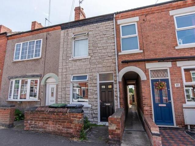 3 Bedroom House Nottingham Nottinghamshire 98649119