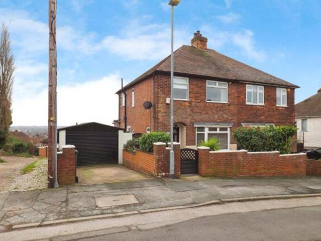 3 Bedroom House Nottingham Nottinghamshire LS99951986