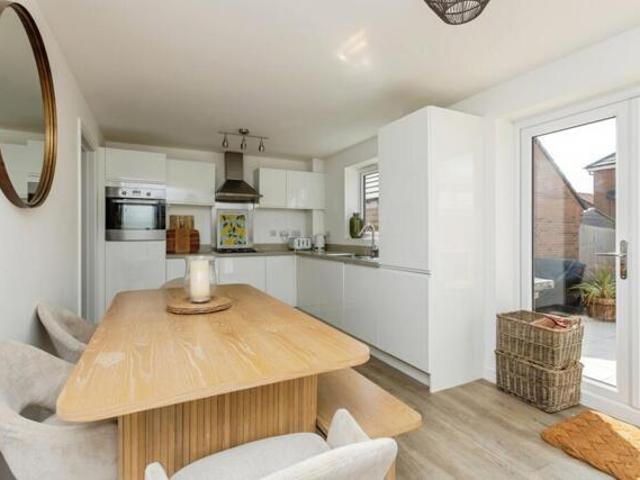 3 Bedroom House Nottinghamshire Nottinghamshire 99840351