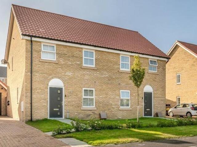 3 Bedroom House Norwich Norfolk LS100426456