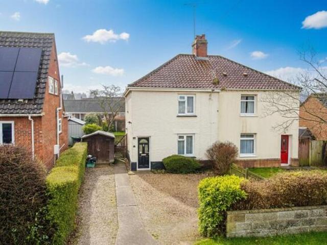 3 Bedroom House Norwich Norfolk LS100615286
