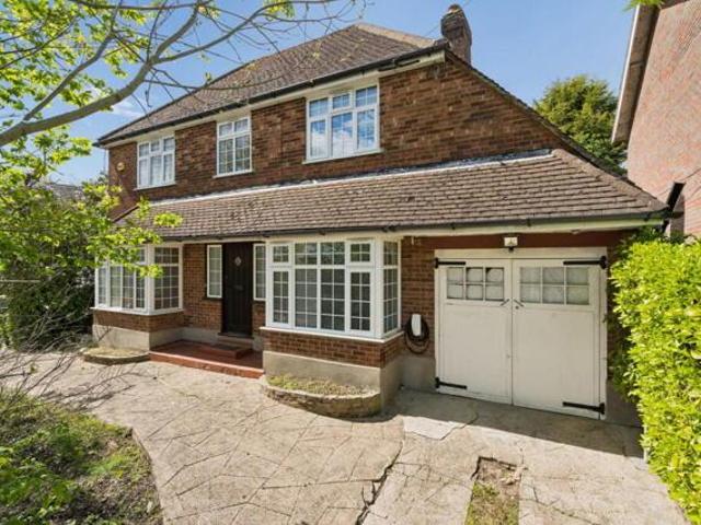 3 Bedroom House Northwood Greater London LS101892235