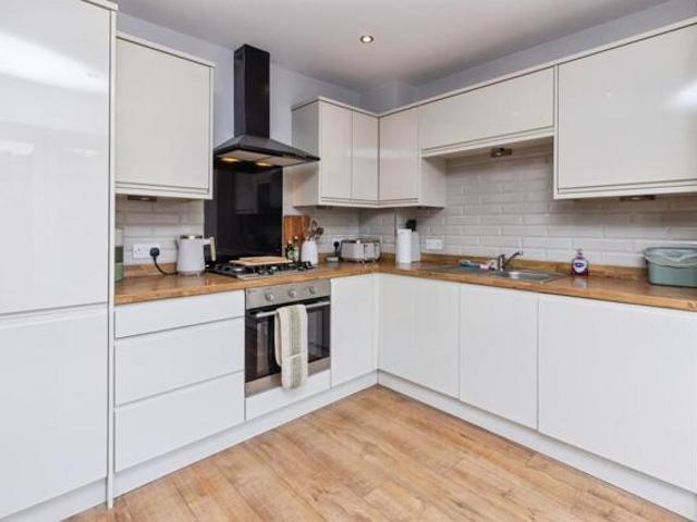 3 Bedroom House North Yorkshire North Yorkshire LS100342892