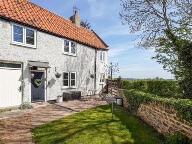 3 Bedroom House North Yorkshire North Yorkshire LS100426652
