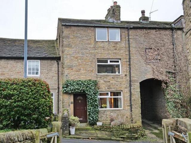 3 Bedroom House North Yorkshire Bradford LS101678726
