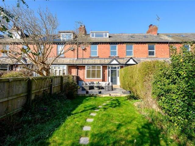3 Bedroom House North Yorkshire Leeds LS100854984